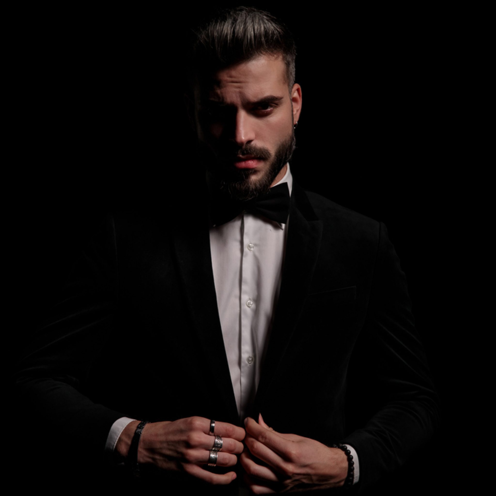 Ist er wirklich ein Narzisst oder nur emotional beschädigt: 3 Wege um ...