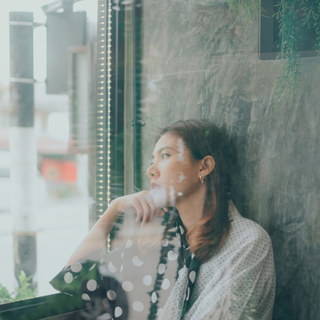 9 Zeichen, die zeigen, warum ruhigere Menschen viel intelligenter sind ...