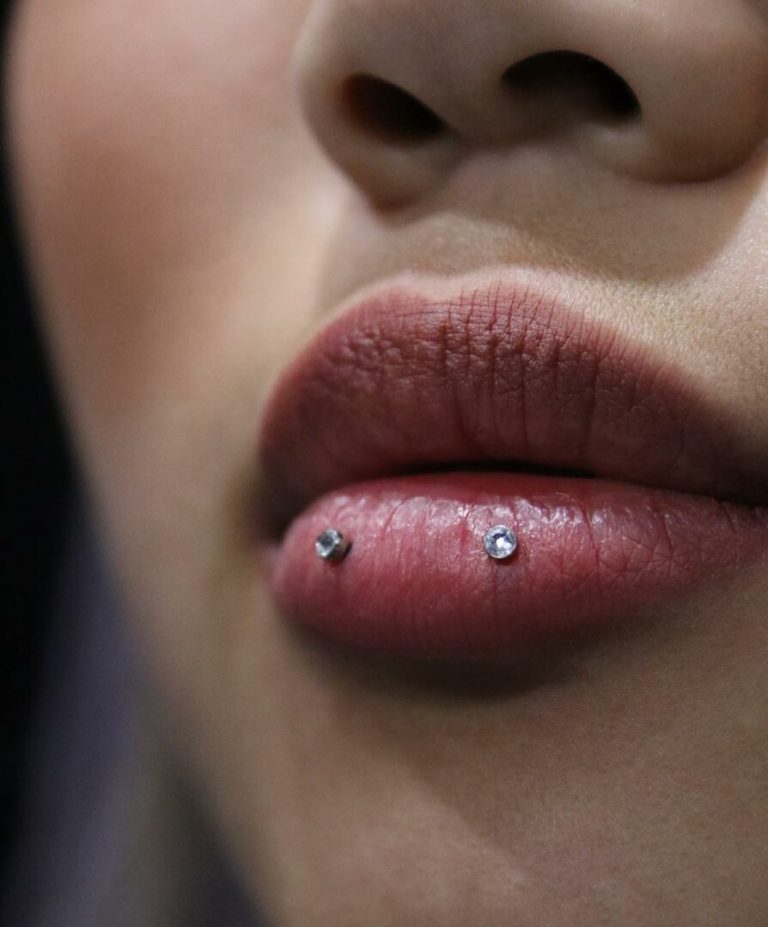 Der ultimative Leitfaden für 20 Arten von Lippenpiercings