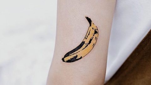 23 Unvergleichliche Bananen-Tattoos, die Sie gut "schälen" lassen