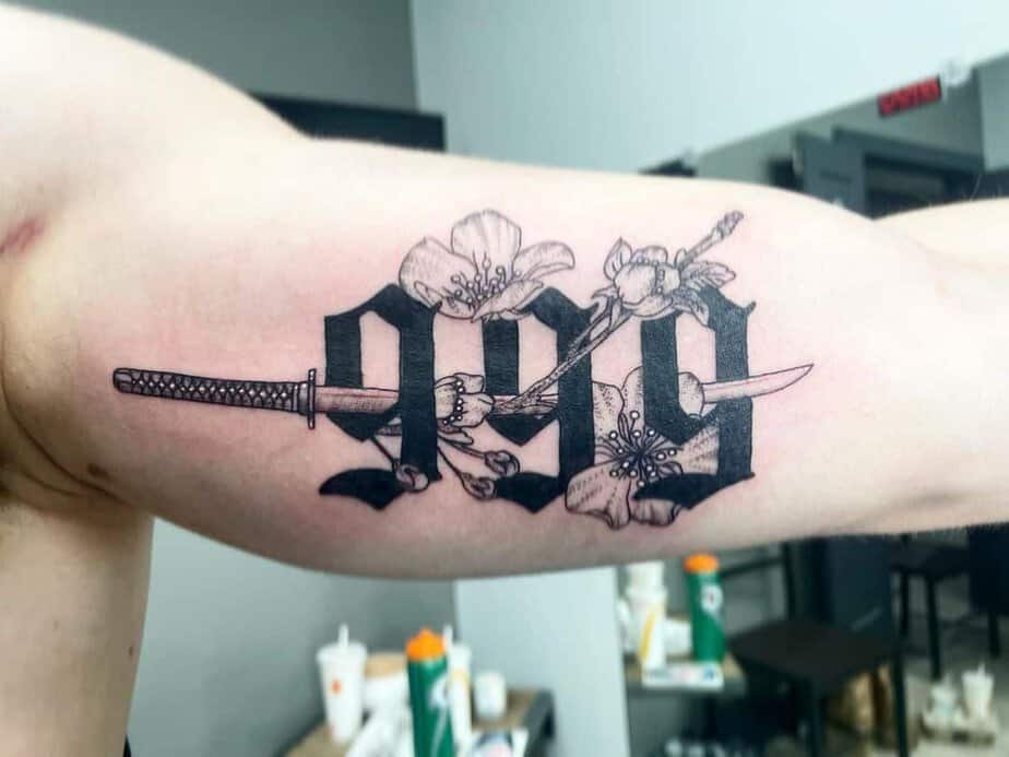 20 Die besten 999 Tattoo-Optionen, die dich zum Weitermachen inspirieren