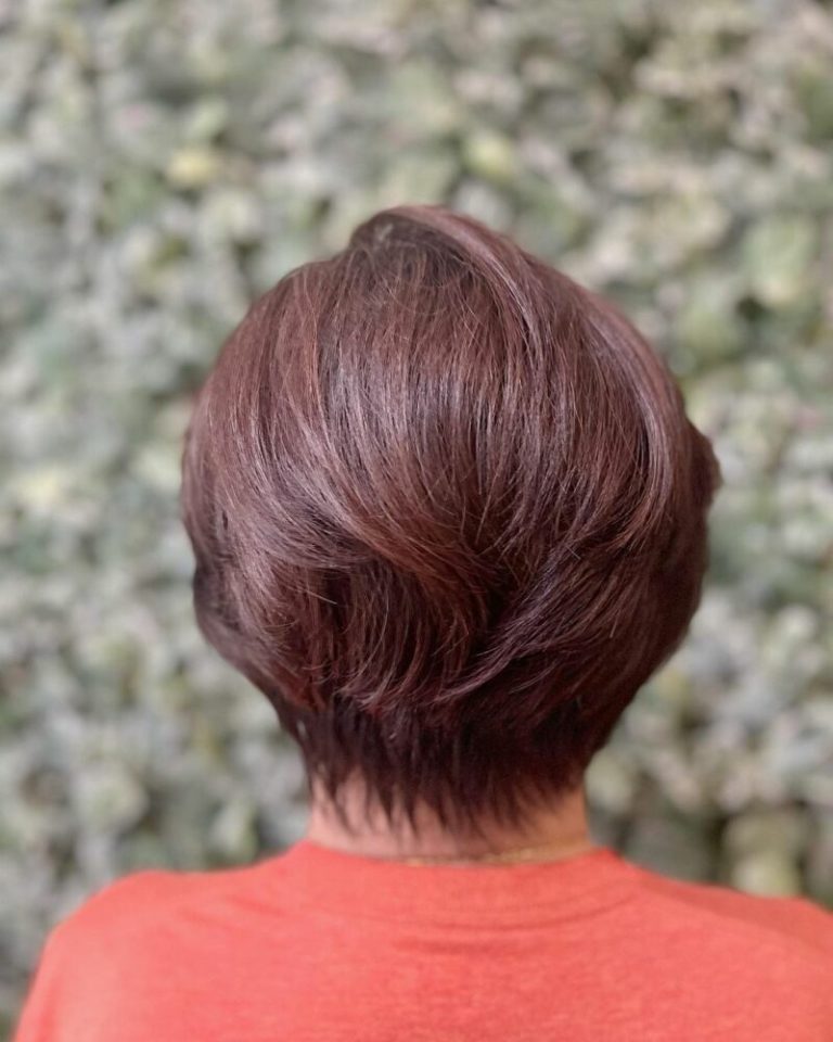 20 kurze geschichtete Bob-Frisuren für Auffrischung deines Looks