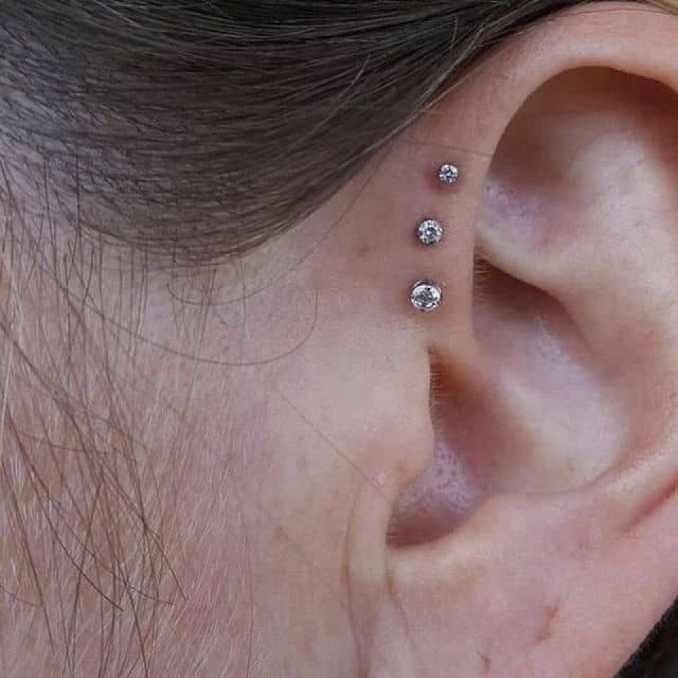13 beeindruckende Ohrpiercings, die dich cool aussehen lassen