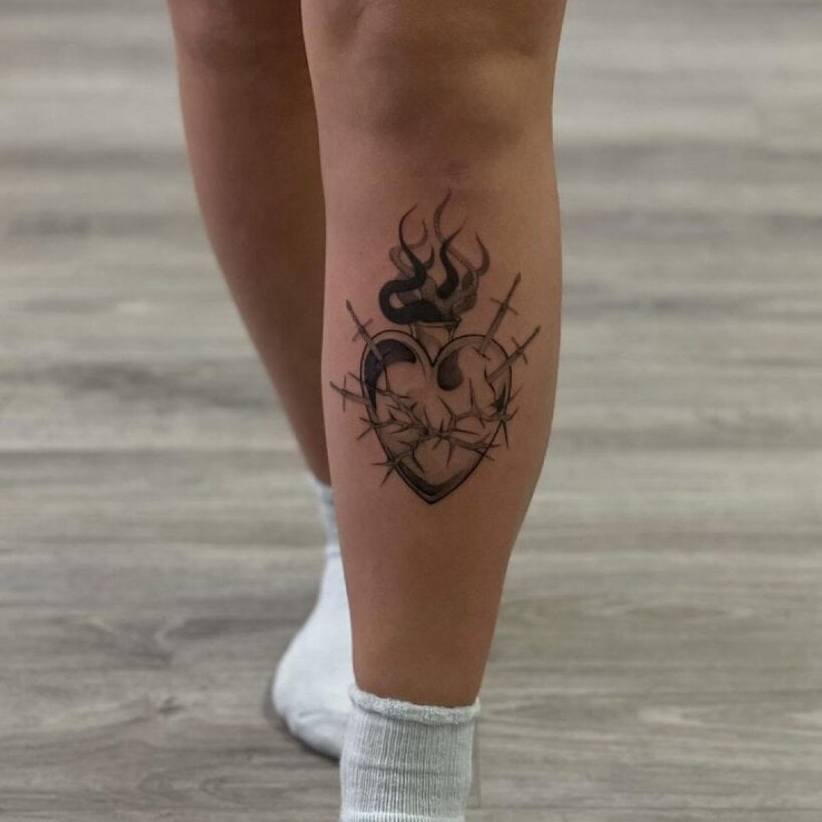 Schienbein Tattoos Manner